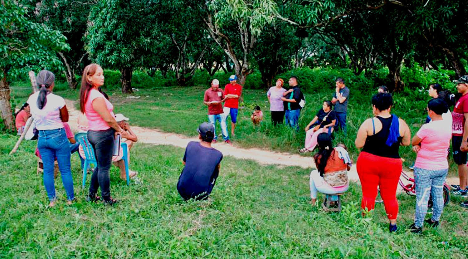 «Comunas y comunero(a)s de Venezuela» - Comunas y Movimientos Sociales