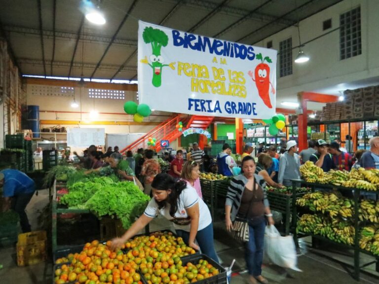 Cecosesola: La cooperación para atender necesidades comunes - Comunas ...